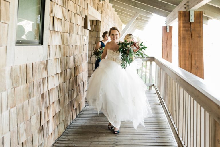 Sun Mountain Lodge Wedding | Matt & Devan | Amy Galbraith Blog