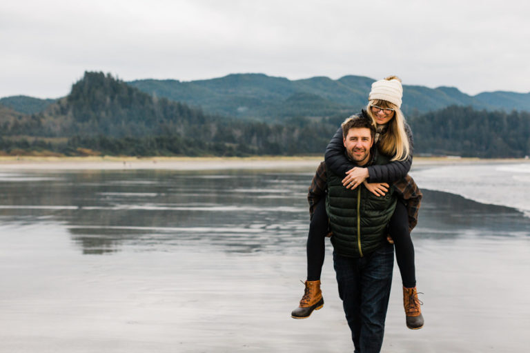 Washington Coast Engagement Photos in Autumn | Amy Galbraith Blog